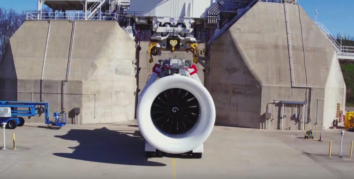 Watch GE Fire Up The GE9X Engine--The World's Biggest Jet Engine With ...