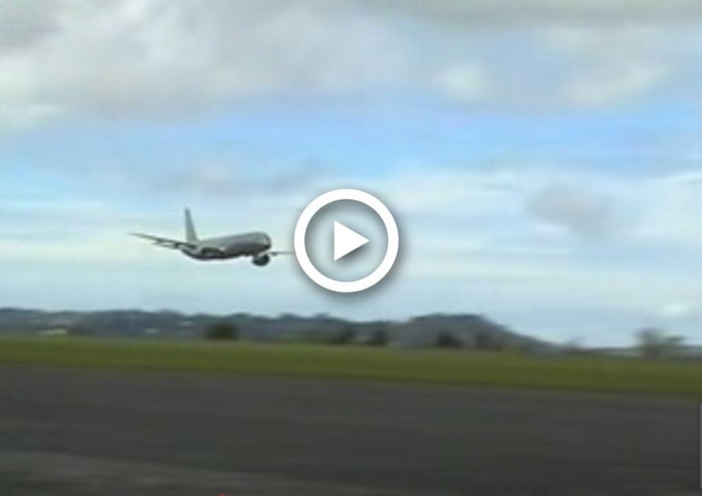 Watch This 757 Go Low And Fast, Then Go High Fast