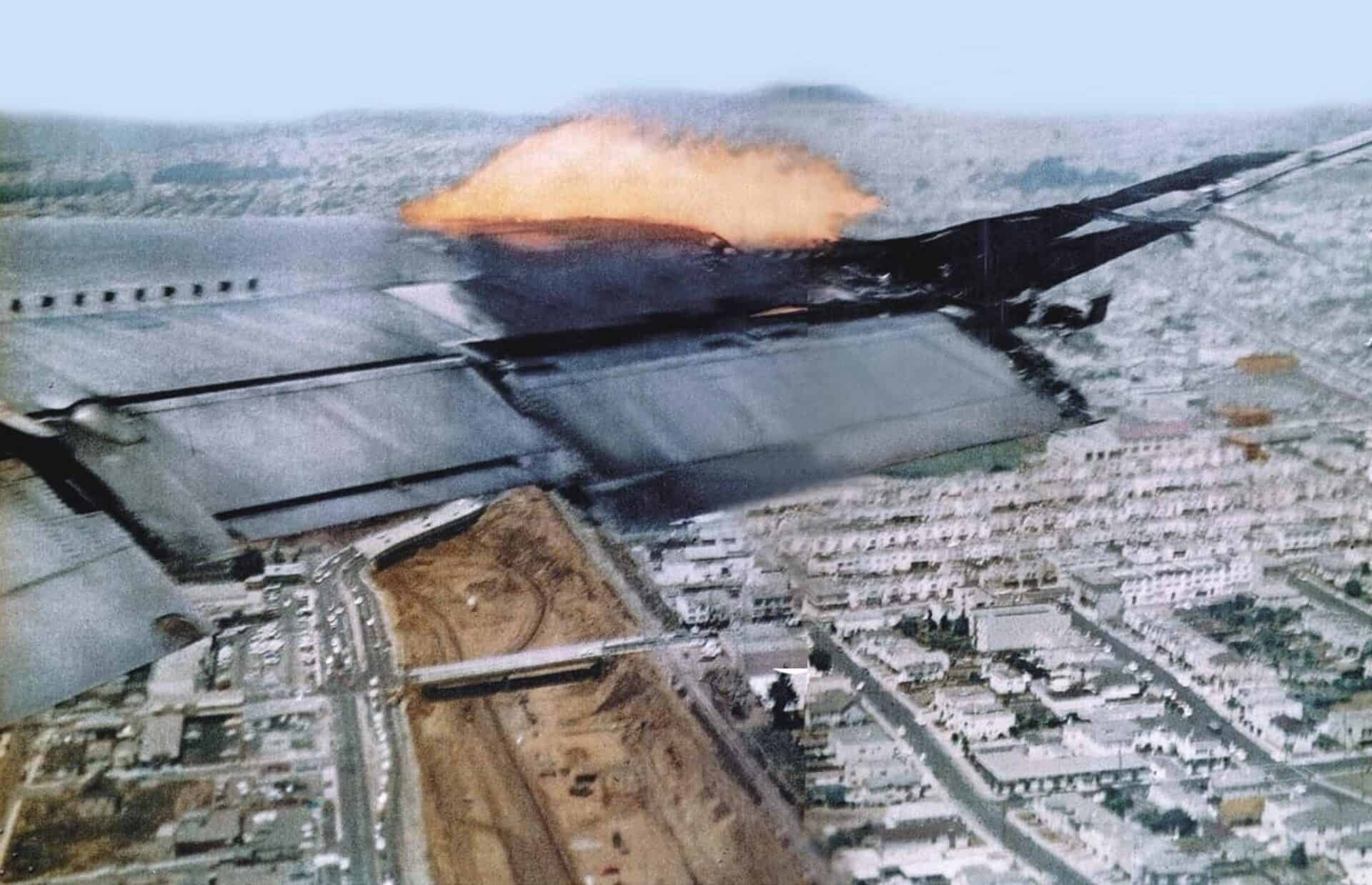 With Part of The Wing Missing, This 707 STILL Made a Miracle Landing