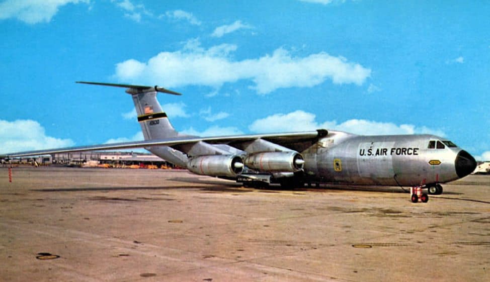 C-141 Starlifter: The Jet That Revolutionized Strategic Airlift