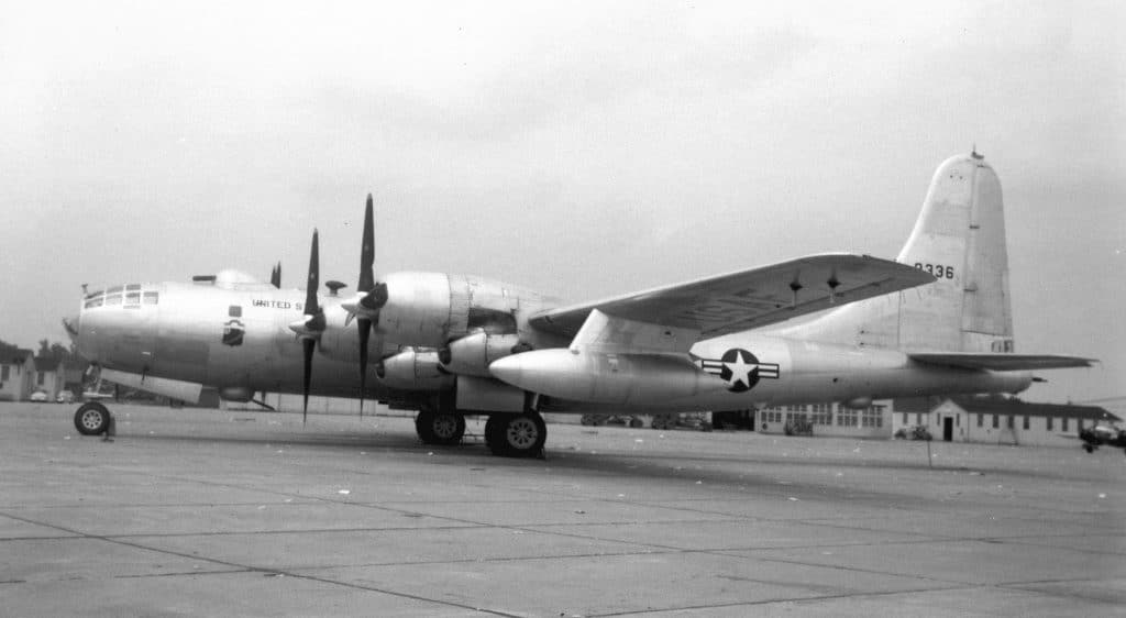 Lucky Lady II: The B-50 That Flew The First Non-Stop Around-the-World ...