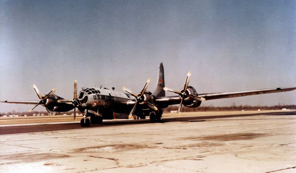 Lucky Lady II: The B-50 That Flew The First Non-Stop Around-the-World ...