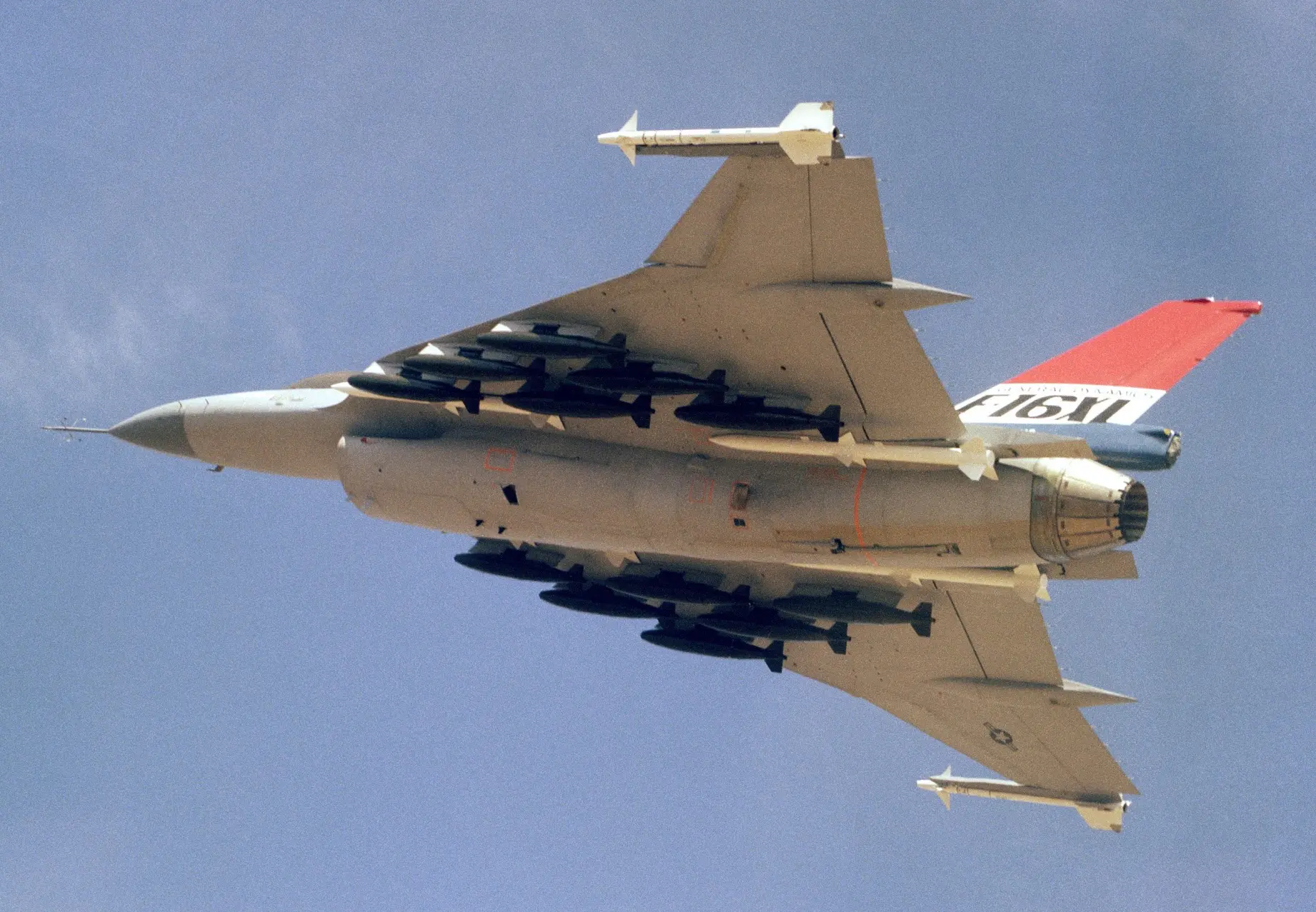 The F-16XL: This Advanced F-16 Variant Lost Out To The F-15E Strike Eagle, But Was It Better?