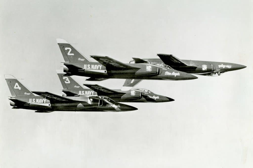 Eye Of The Tigers: The Blue Angels Rocked Their Grumman F-11A Tigers