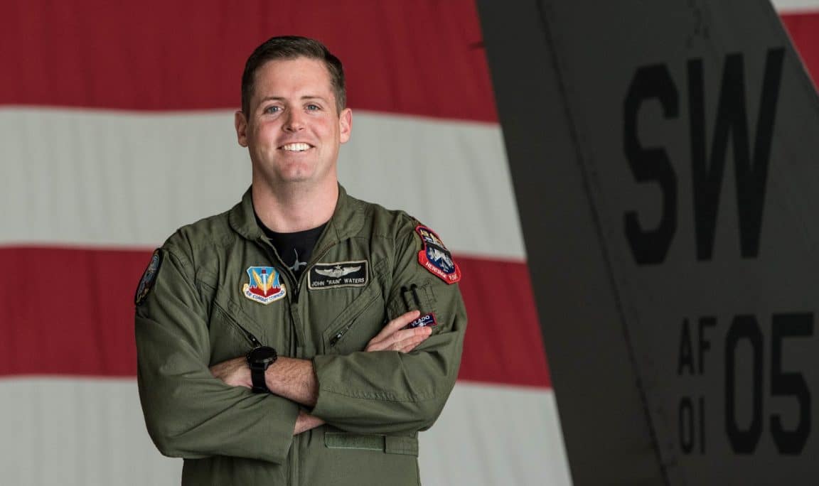 Watch: Perspective Turns Awesome Viper Demo Hop Into Epic Flight