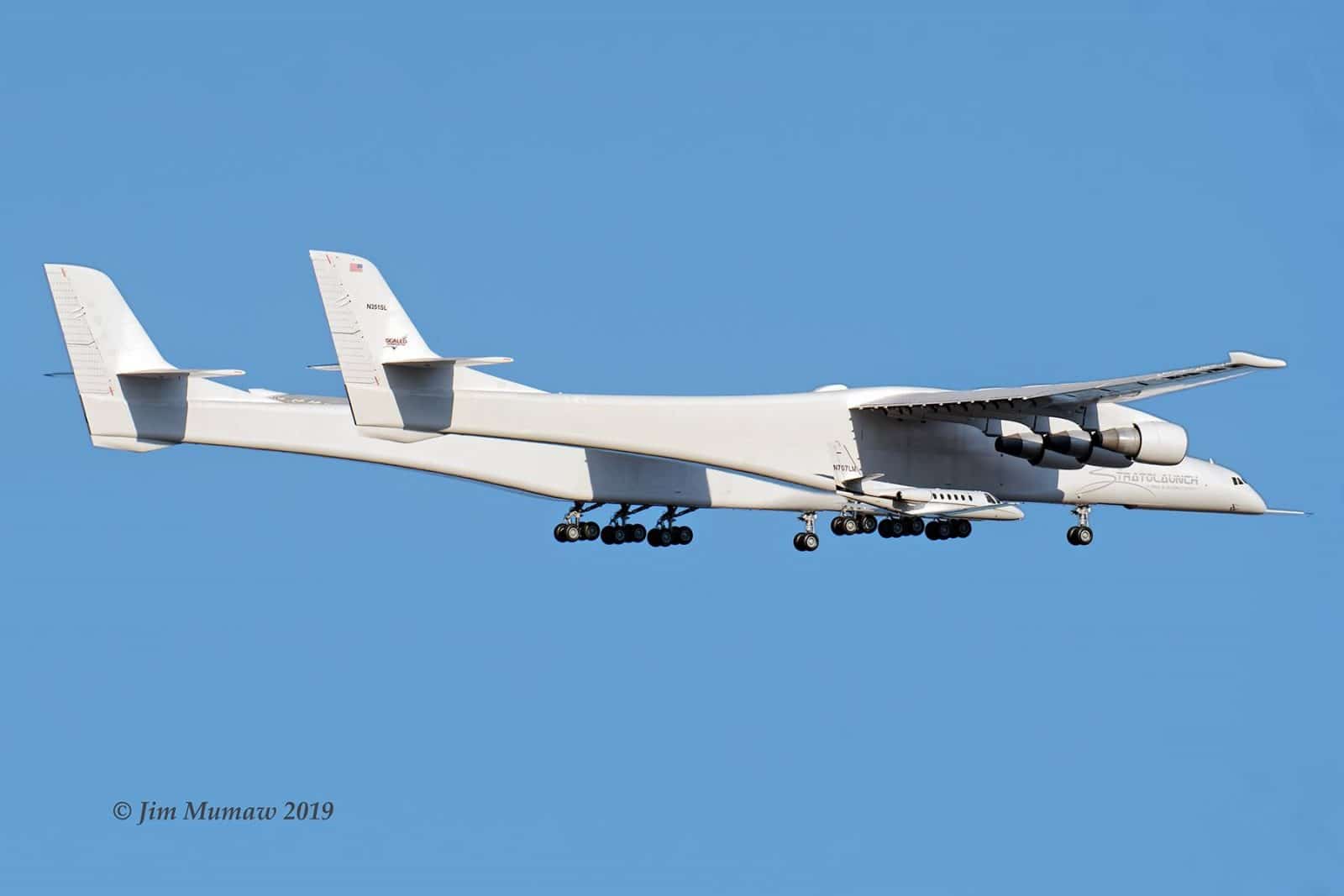 World's Largest Airplane Flies For The First Time