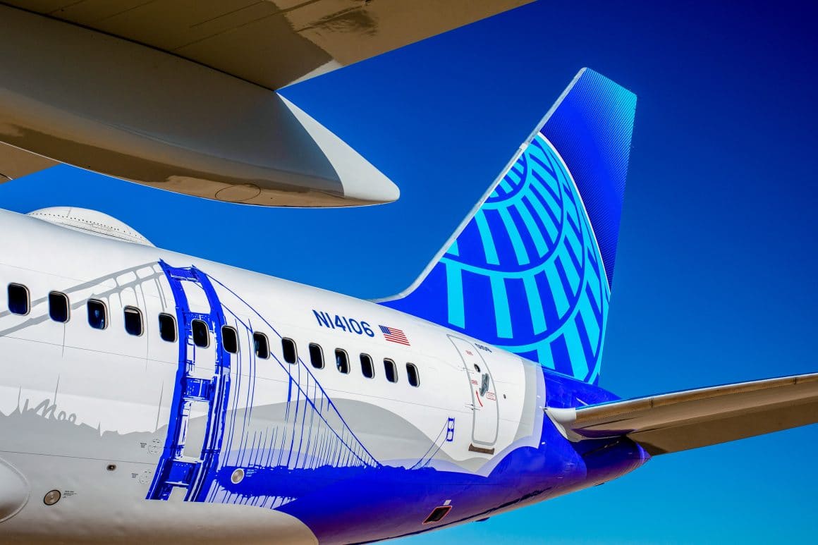 United Paints 757 In California Livery