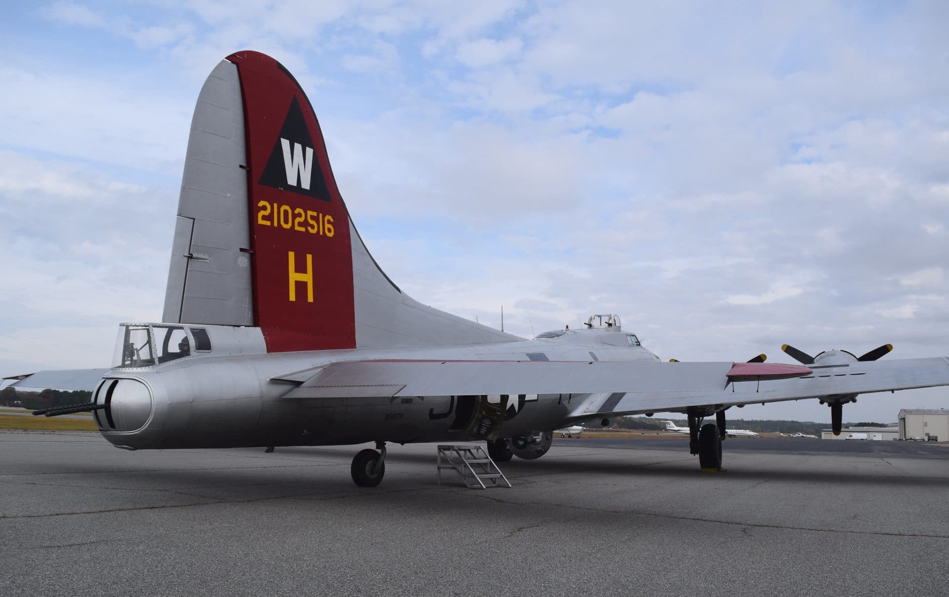 B-17 'Aluminum Overcast' And EAA Inspiring Future Aviators