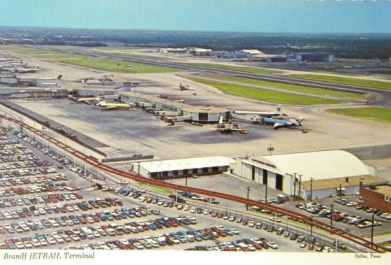 Braniff's Gondolas Made Dallas Love Field Look Like The State Fair