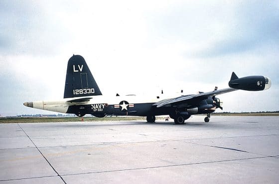 WATCH: Naval Reserve P2V Neptunes On The Move