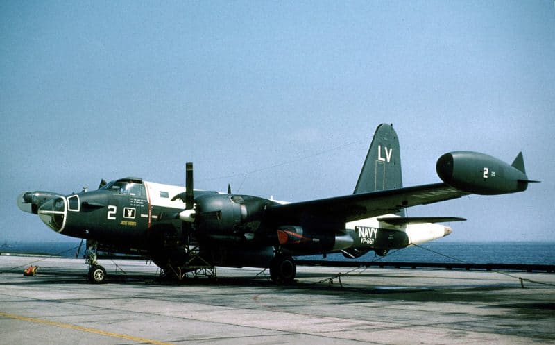 WATCH: Naval Reserve P2V Neptunes On The Move