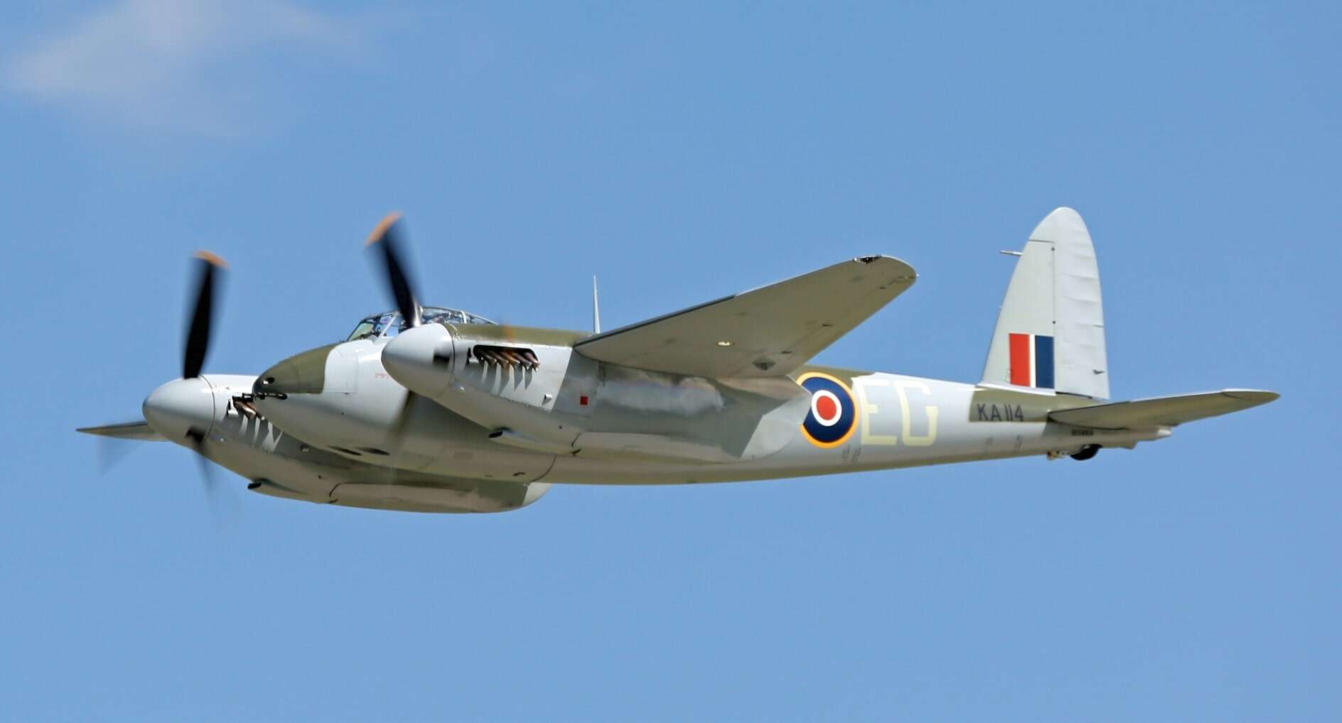 WATCH: This Is How You Restore A DH.98 Mosquito