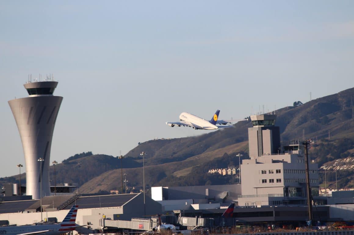 Some Very Rare Approaches Happened At SFO Today