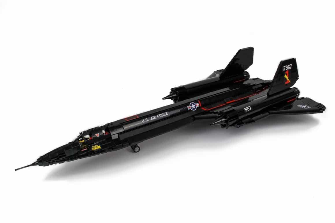 Meet Jonah: Founder Of Plane Bricks, Creating Customized Airplane Block ...