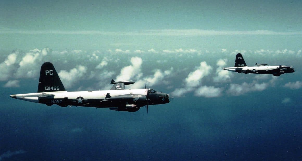 WATCH: Naval Reserve P2V Neptunes On the Move