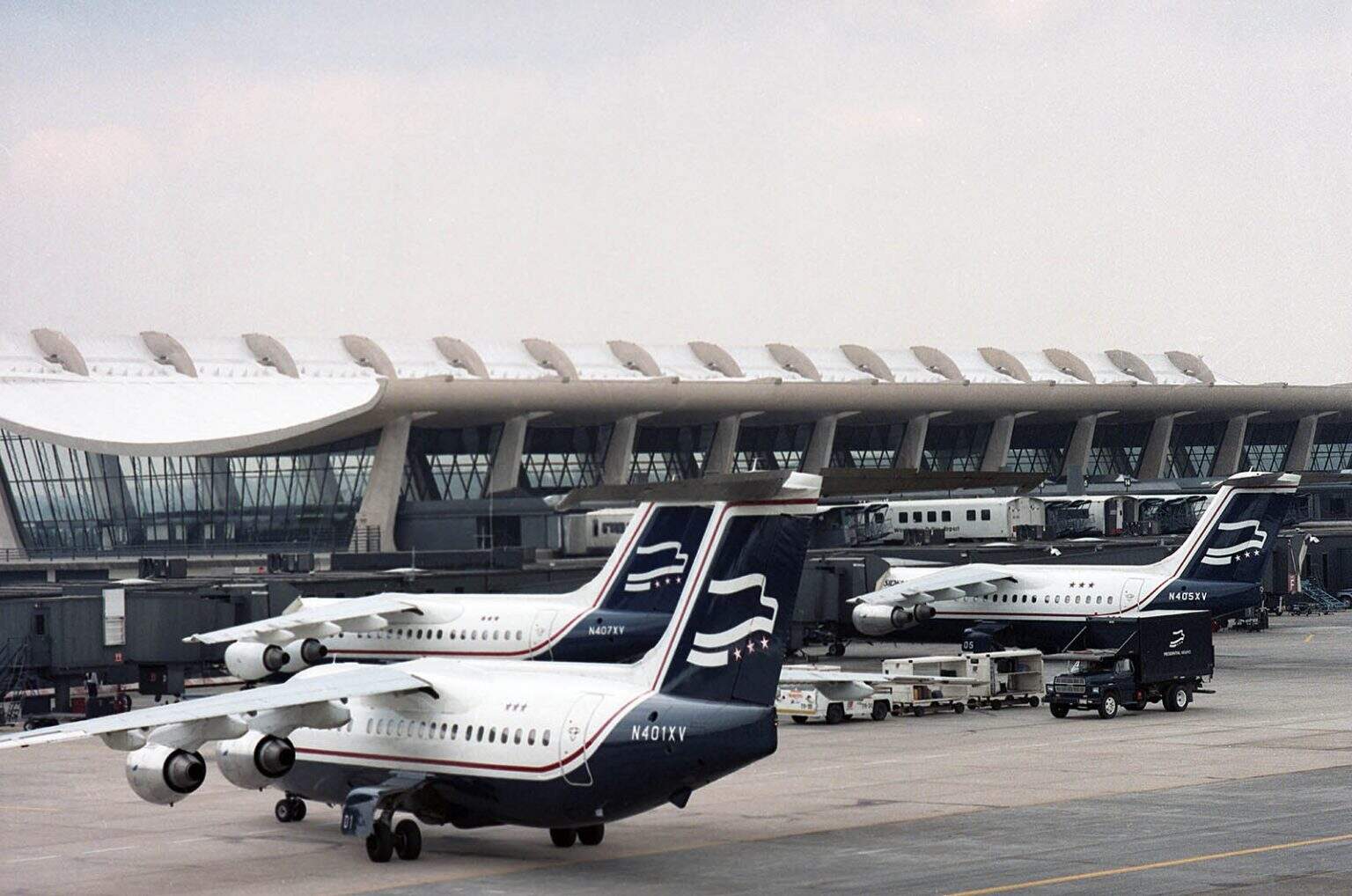 Meet The Man Who Captured The Fascinating History Of The BAe 146