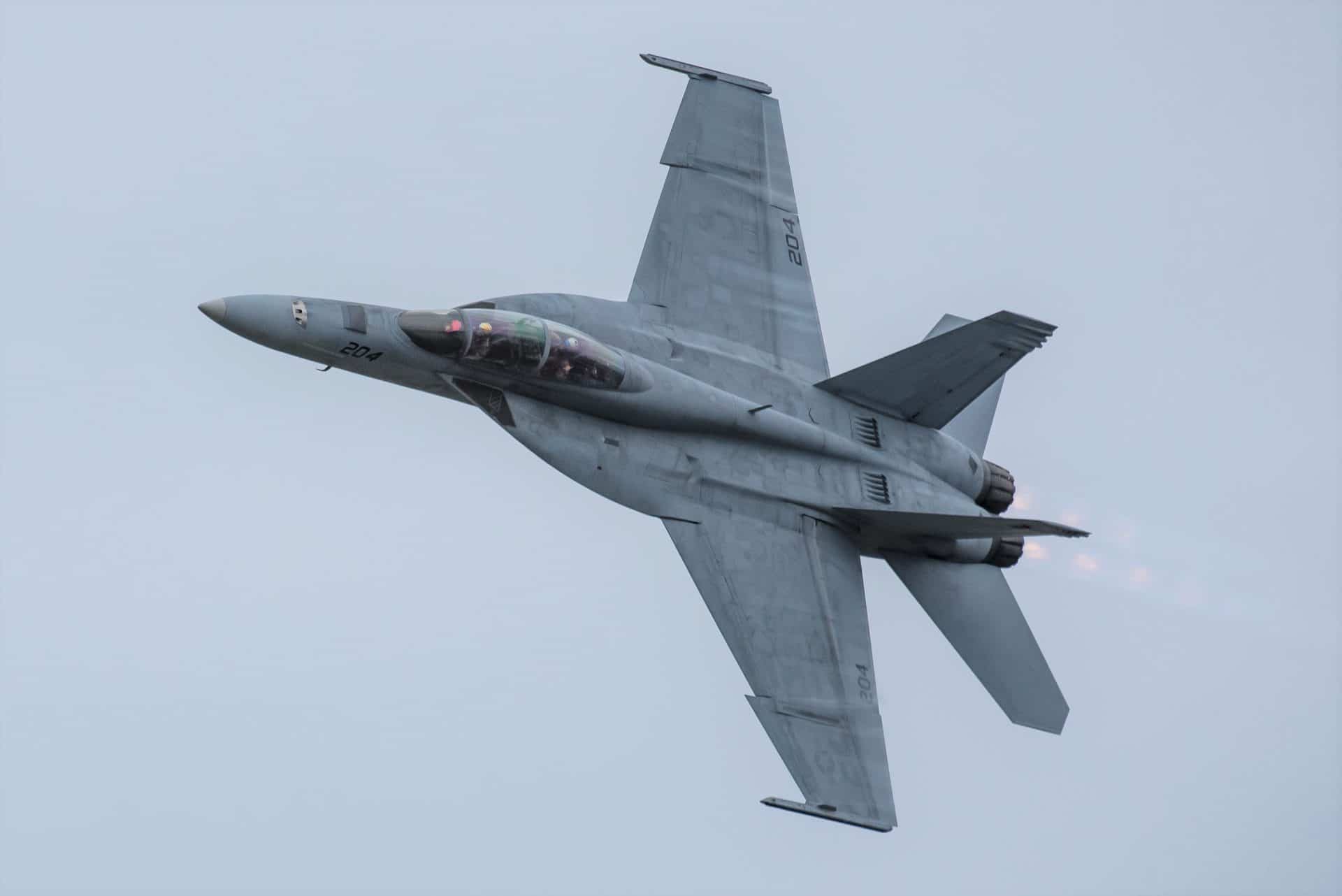 Navy, Air Force Aircraft to Headline NAS Oceana Virtual Airshow