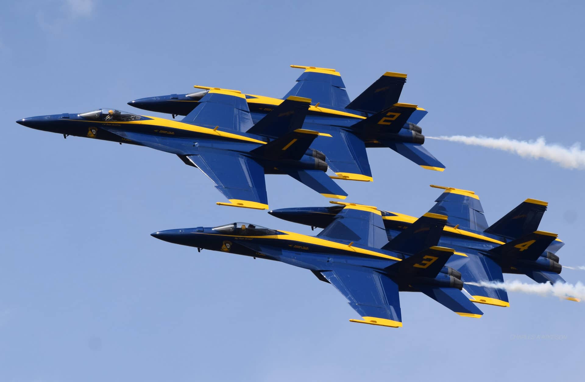 Blue Angels, Thunderbirds To Highlight Kansas City Airshow
