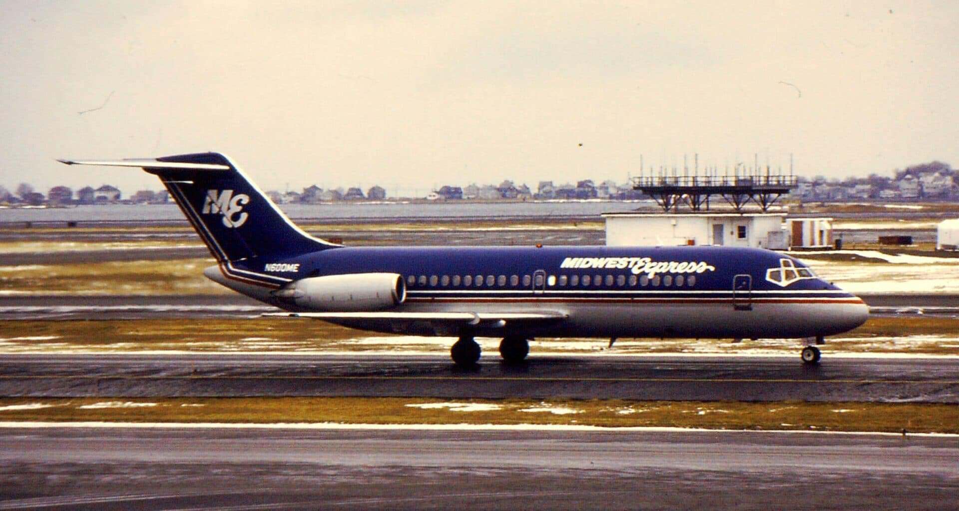 Midwest Express: The Rise And Fall Of The Best Care In The Air