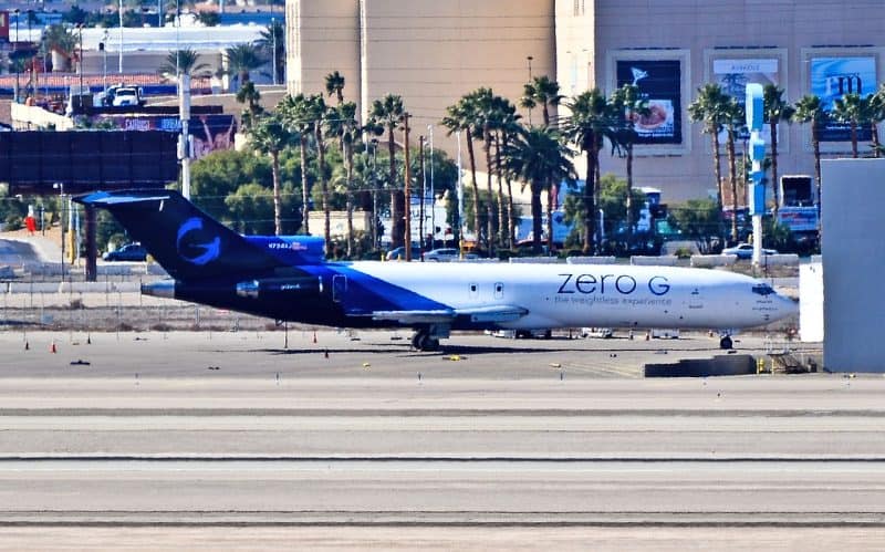 The Zero-G Boeing 727: The Only Way To Still Fly The Old 3-Holer In 2025