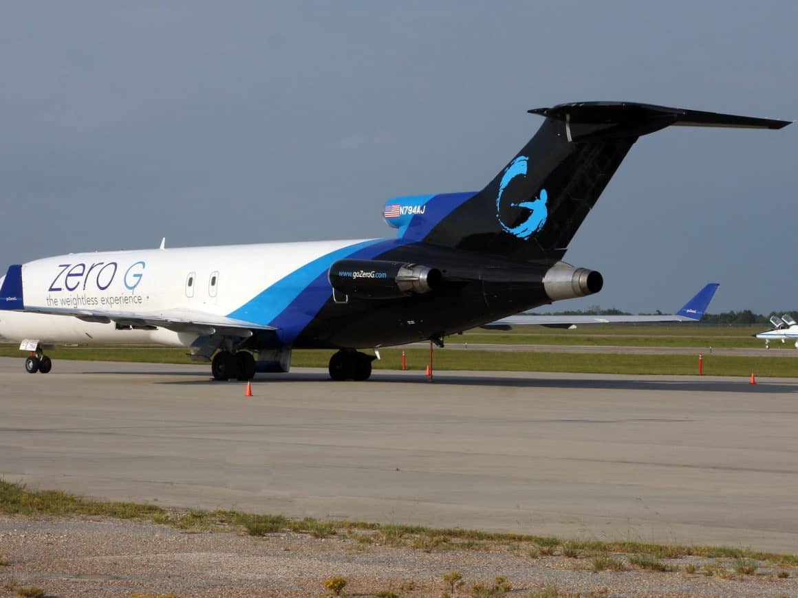 That Time a Boeing 717 Went Inverted During Testing