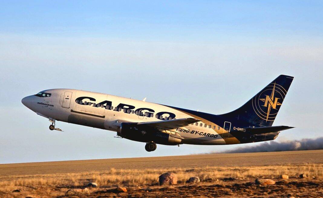 Unstoppable Legends: Nolinor Aviation Is The World's Largest 737-200 ...