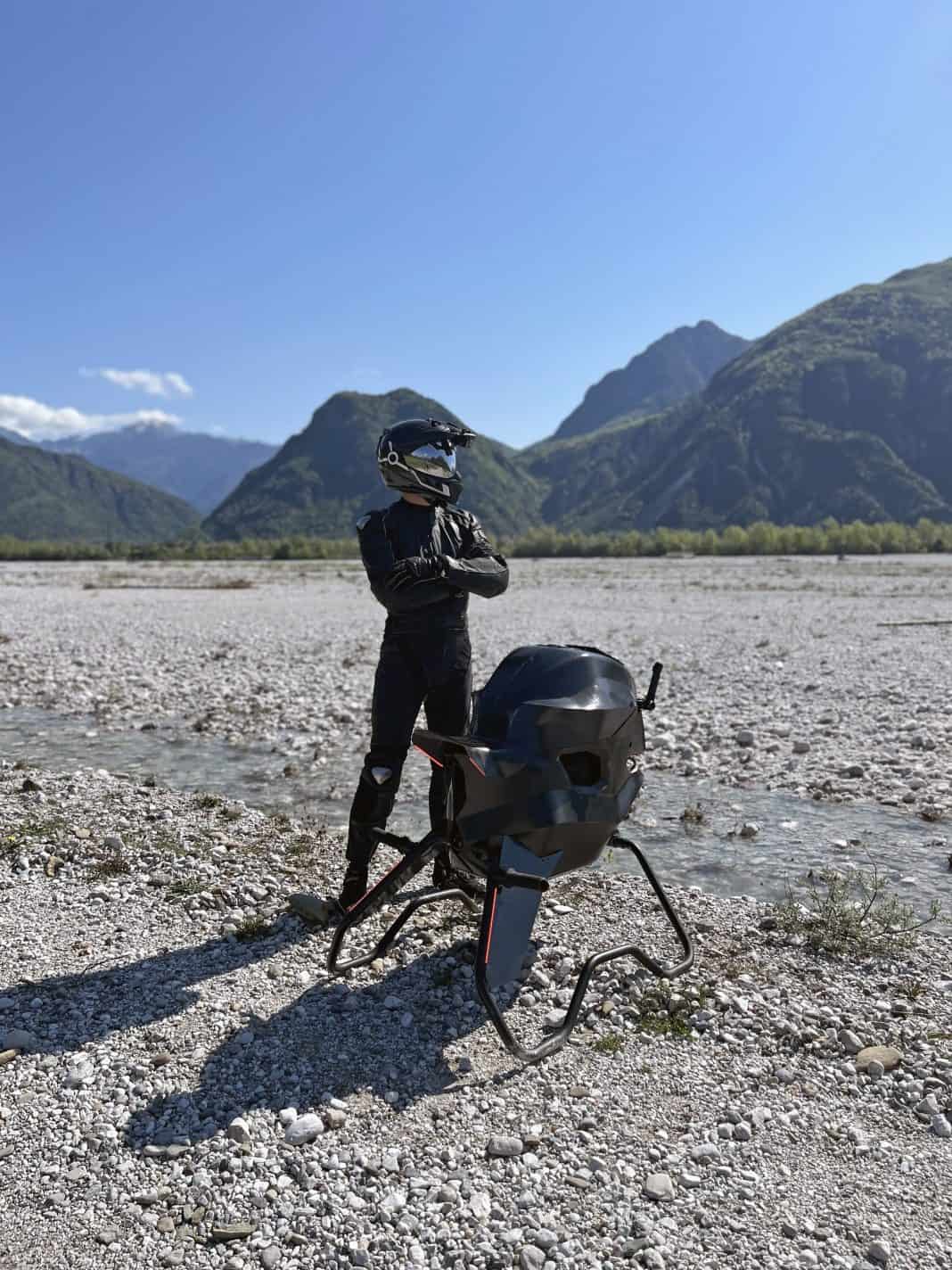 Revolutionary Volonaut Airbike Soars To 124 MPH With Jaw-Dropping Jet Power